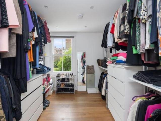 4 bedroom terraced house for sale in Queens Park Terrace, Queens Park, Brighton BN2 9YA, BN2