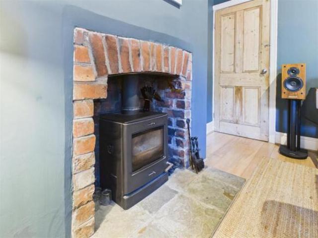 4 bedroom terraced house for sale in Roach Road, Ecclesall Sheffield, S11