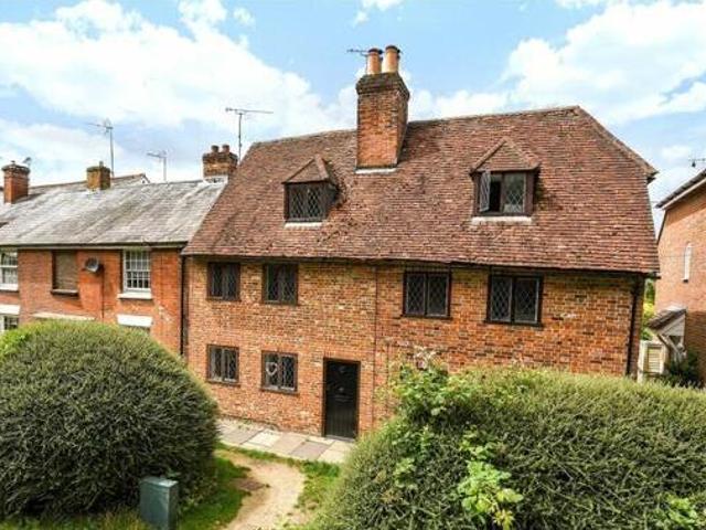 4 Bedroom Terraced House For Sale In Romsey, Hampshire