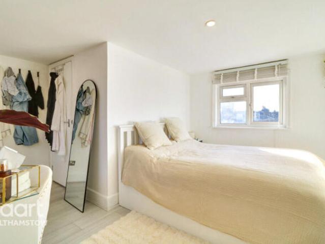 4 bedroom terraced house for sale in Rosebank Road, Walthamstow, E17