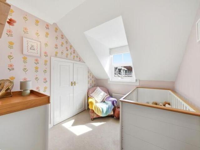 4 bedroom terraced house for sale in Ravensworth Gardens, Cambridge, CB1