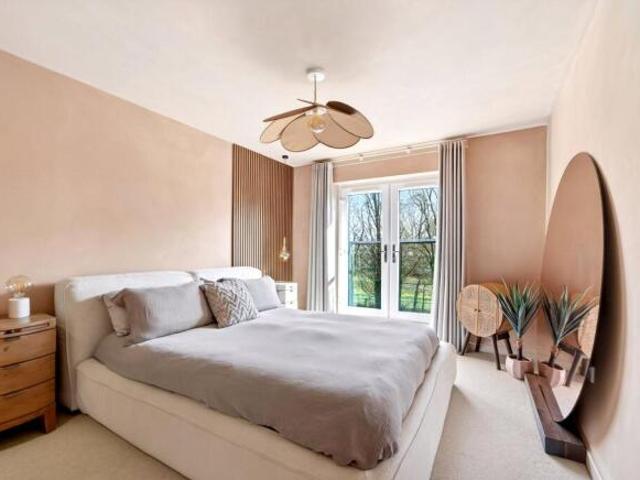 4 bedroom terraced house for sale in Riverford Gardens, Pollokshaws, Glasgow, G43