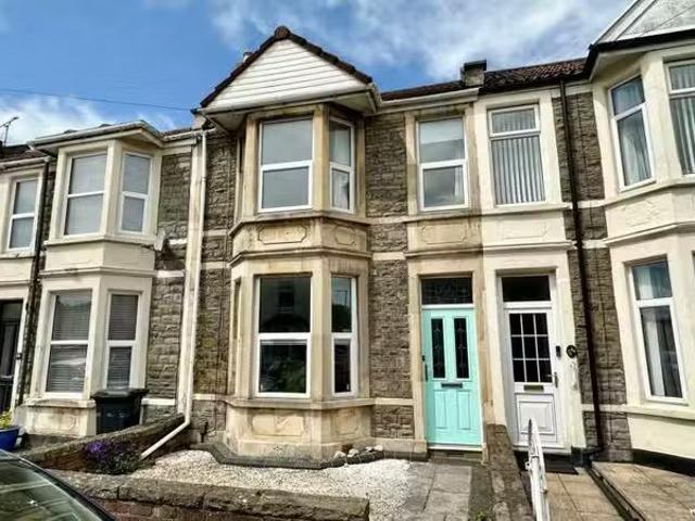 4 bedroom terraced house for sale in Russell Road, Fishponds.