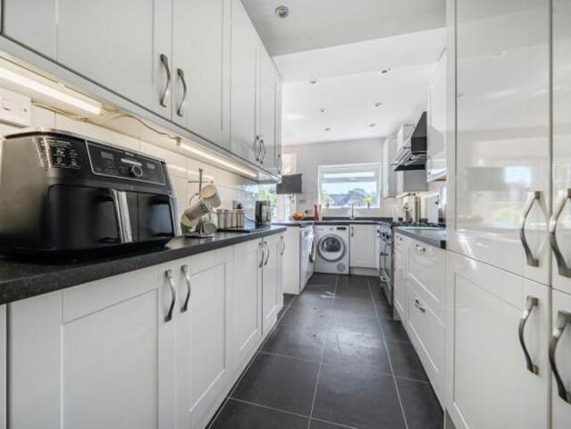 4 bedroom terraced house for sale in Woodfield Drive, East Barnet, EN4