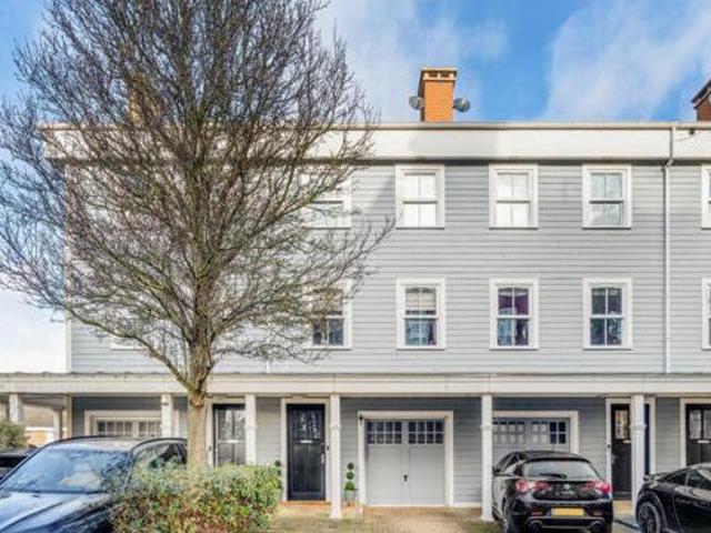4 Bedroom Terraced House For Sale In Worcester Park