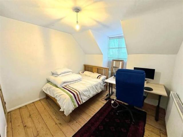 4 bedroom terraced house for sale in Waldeck Road, Carrington, Nottingham, NG5 2AG, NG5