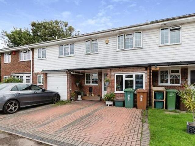 4 Bedroom Terraced House For Sale In Wallington