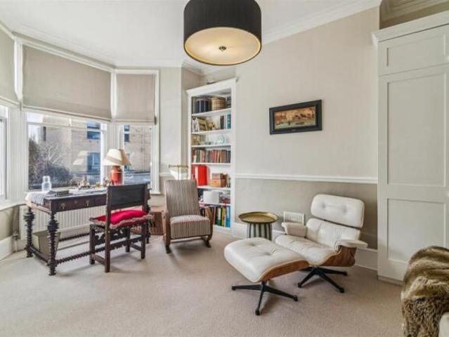 4 bedroom terraced house for sale in Weltje Road, London, W6