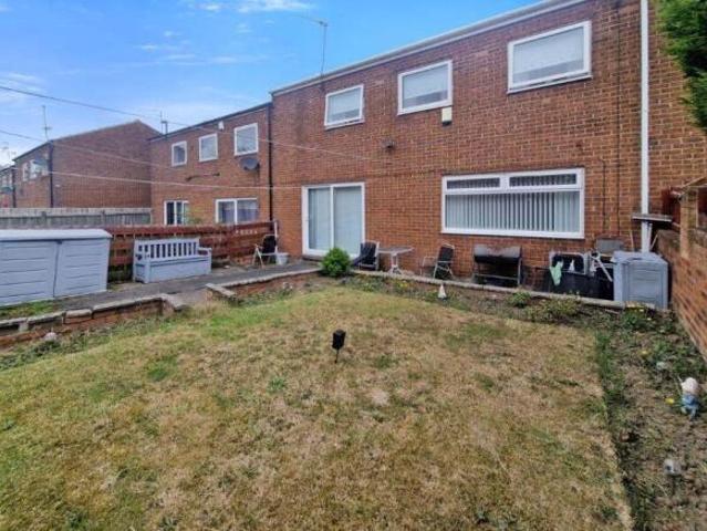 4 bedroom terraced house for sale in West Thorp, Newcastle Upon Tyne, NE5