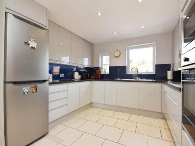 4 bedroom terraced house for sale in West Hanningfield Road, Great Baddow, Chelmsford, CM2