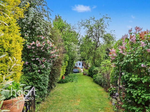 4 bedroom terraced house for sale in Westwood Avenue, Brentwood, CM14