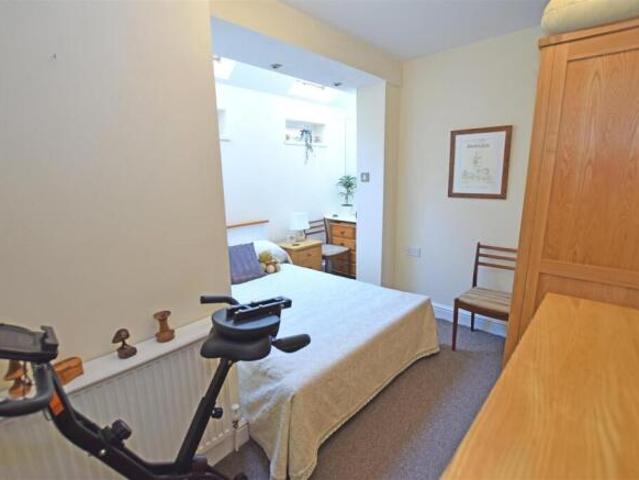 4 bedroom terraced house for sale in Whitchurch Road, Cardiff, CF14