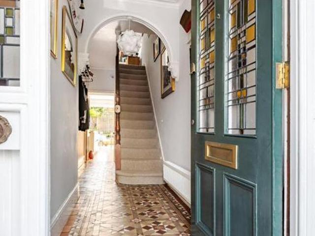 4 Bedroom Terraced House For Sale In Windsor, Berkshire