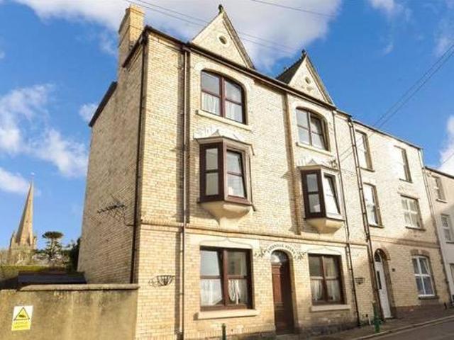 4 bedroom terraced house for sale in Torrington EX38