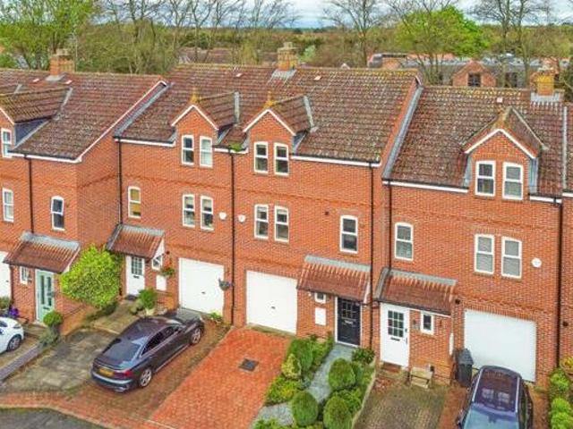 4 Bedroom Terraced House For Sale In Tadcaster Road, York