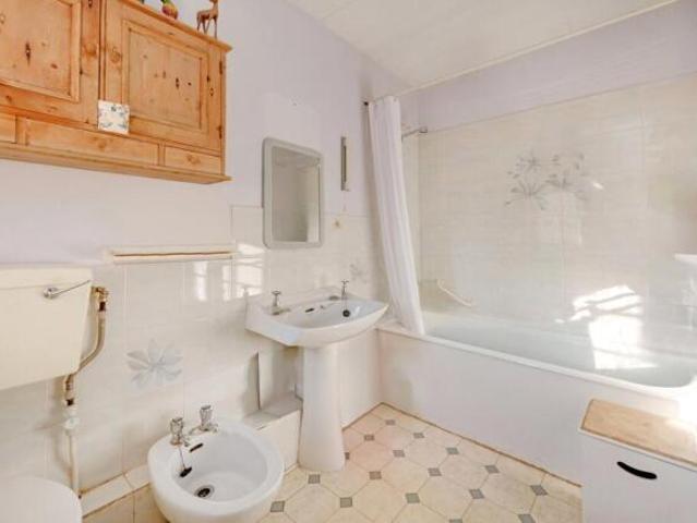 4 bedroom terraced house for sale in Temple Fortune Hill, London, NW11