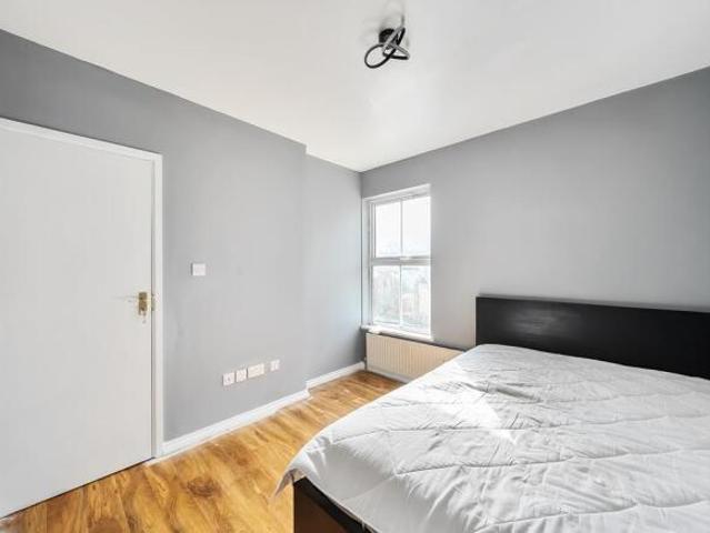 4 bedroom terraced house for sale in University / Palmer Park Area, Berkshire, RG1