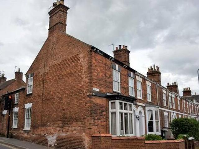 4 bedroom terraced house for sale in Upgate Louth LN11