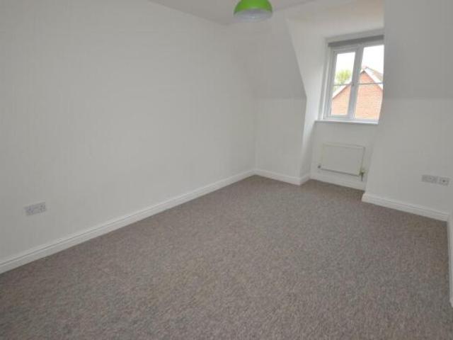 4 bedroom terraced house for sale in Veitch Close, St Leonards, Exeter, Devon, EX2