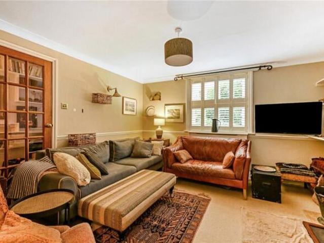 4 bedroom terraced house for sale in Victoria Road, Winchester, Hampshire, SO23