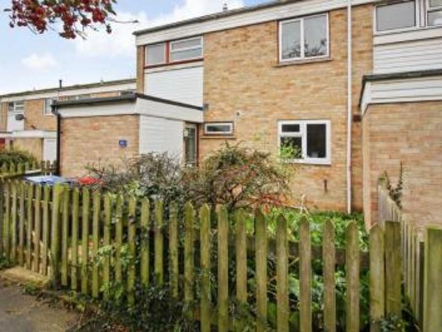 4 bedroom Terraced House To Let