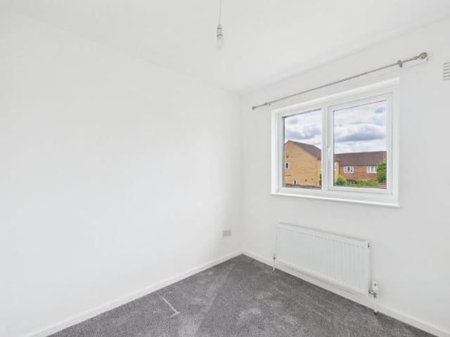 4 bedroom terraced house to rent