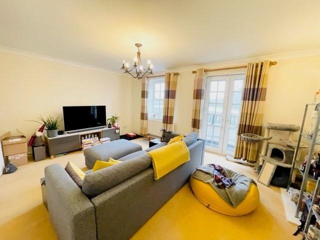 4 bedroom terraced house to rent