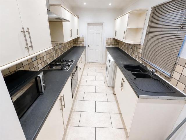 4 bedroom Terraced House to rent