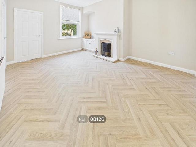 4 bedroom terraced house to rent