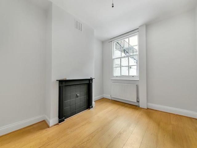 4 bedroom terraced house to rent