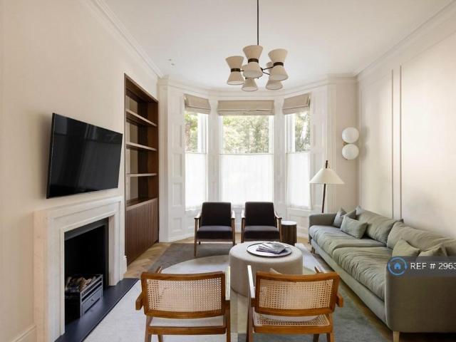 4 bedroom terraced house to rent