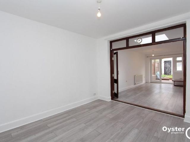 4 bedroom terraced house to rent
