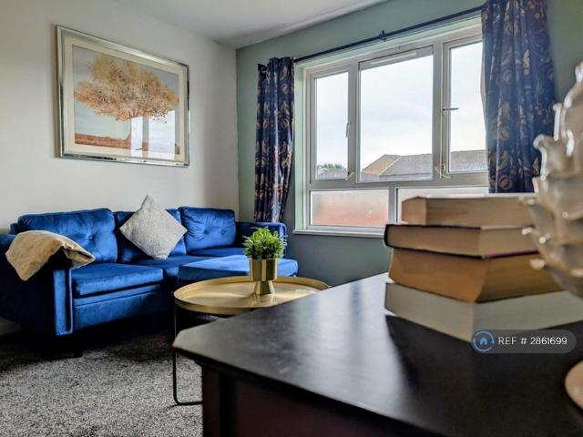 4 bedroom terraced house to rent