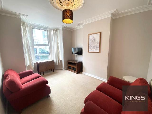 4 bedroom terraced house to rent