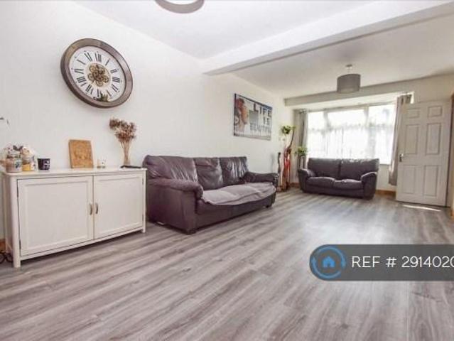 4 bedroom terraced house to rent