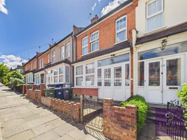4 bedroom terraced house to rent
