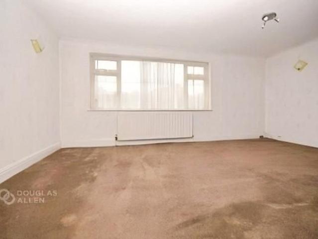 4 bedroom terraced house to rent
