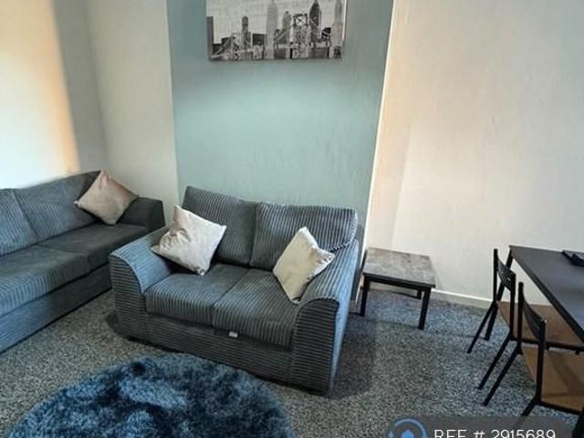4 bedroom terraced house to rent