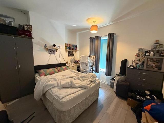4 bedroom terraced house to rent