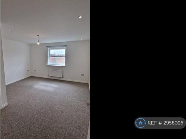 4 bedroom terraced house to rent