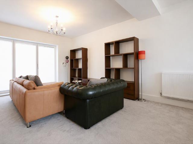 4 bedroom terraced house to rent