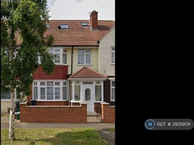 4 bedroom terraced house to rent