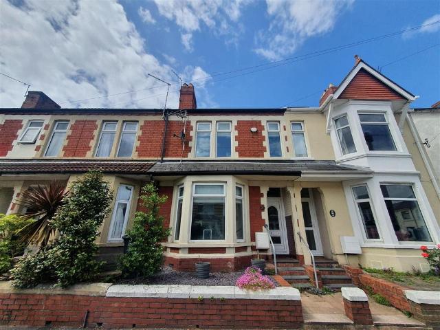 4 bedroom terraced house to rent