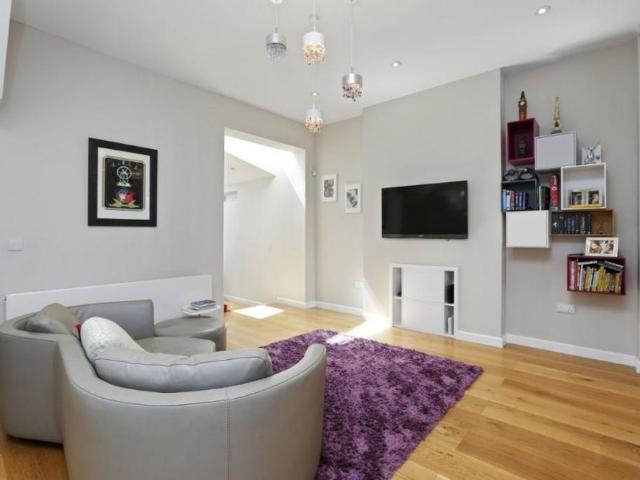 4 bedroom terraced house to rent