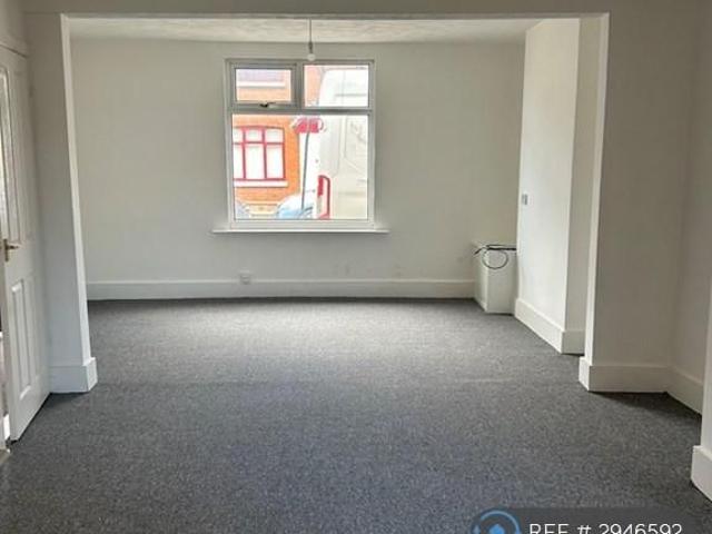 4 bedroom terraced house to rent