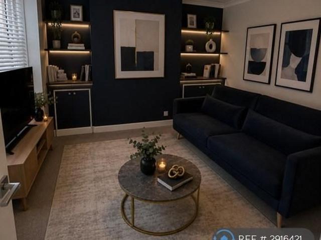 4 bedroom terraced house to rent