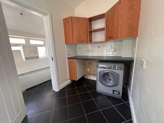4 bedroom terraced house to rent