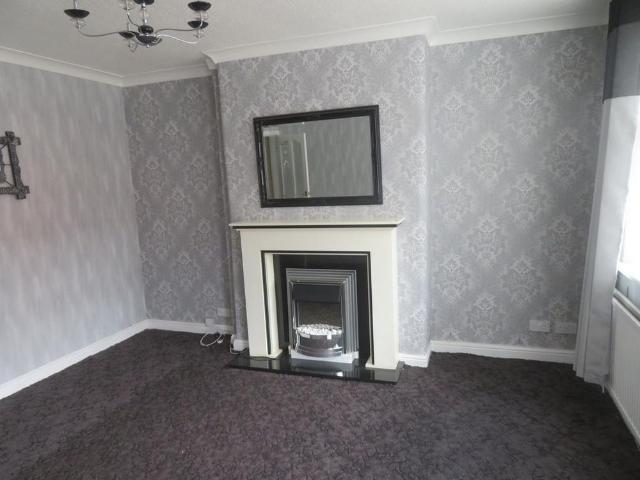 4 bedroom terraced house to rent