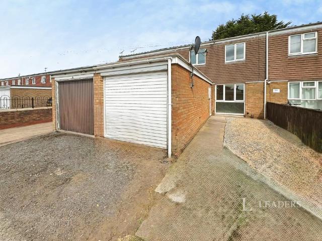 4 bedroom terraced house to rent