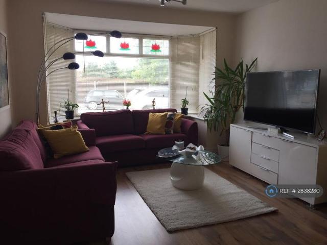 4 bedroom terraced house to rent